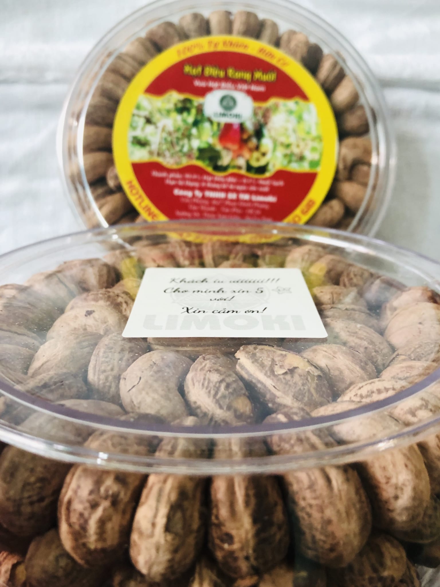 Hộp 500G Điều Vỏ Lụa Hạt Nguyên Rang Muối (Cồ A VIP) - Limoki Corp